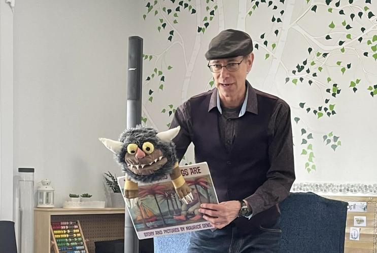 Family Fridays: Musician and Puppeteer, Tom Knight | Berkshire Botanical